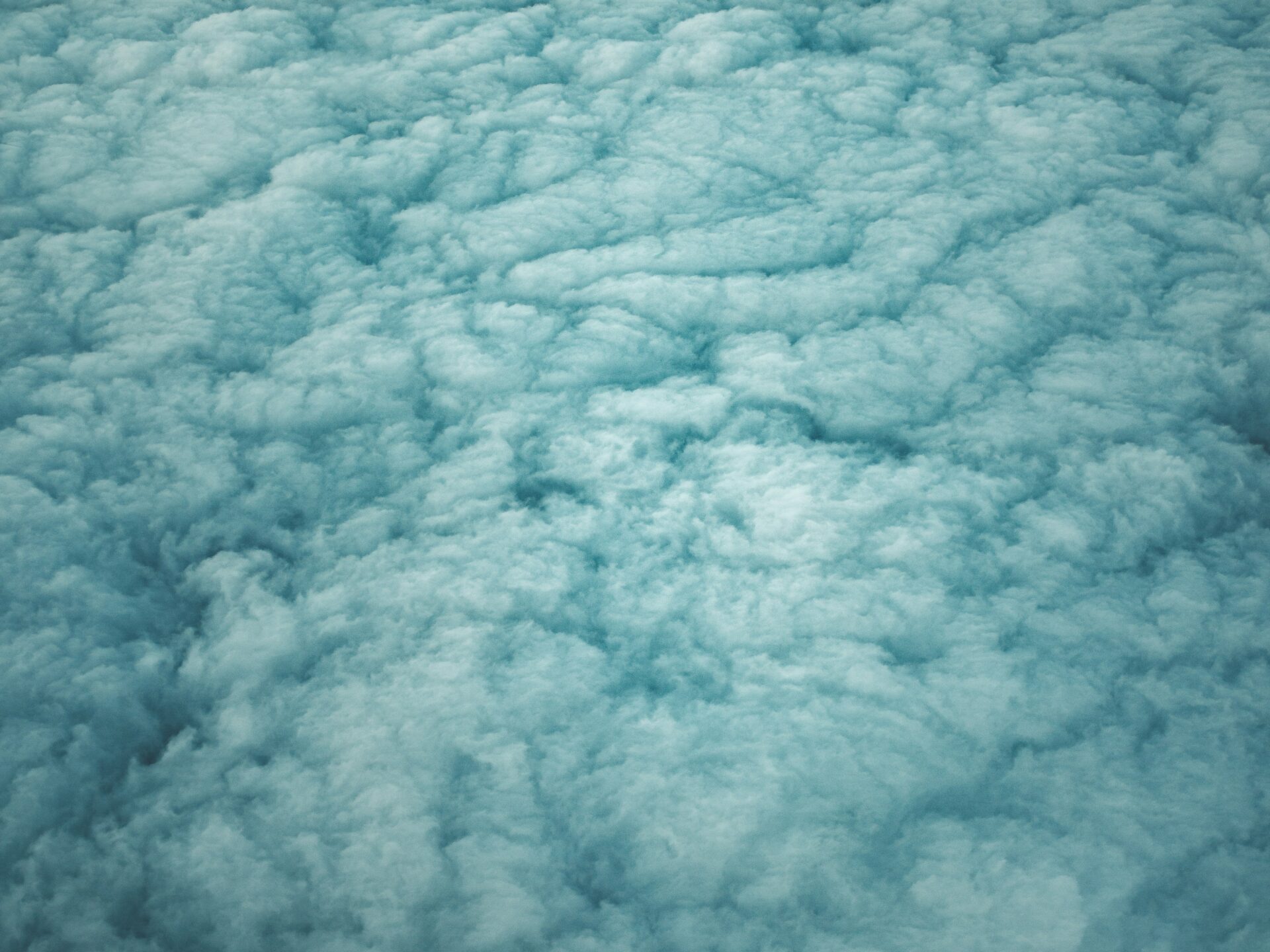 From Data Chaos to Intelligent Strategy: How AI & Human Insight Are ...