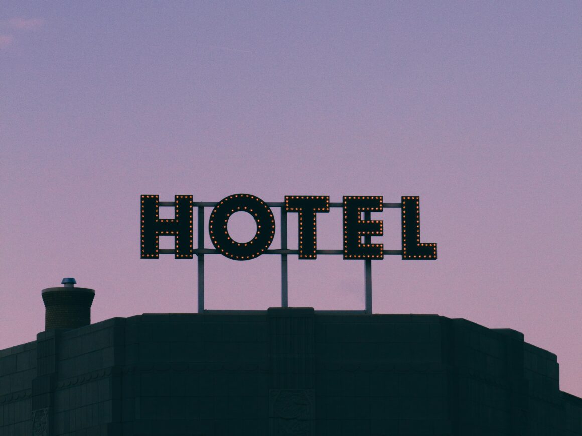 Hunter Hotel Advisors Announces Sale of the Holiday Inn & Staybridge ...